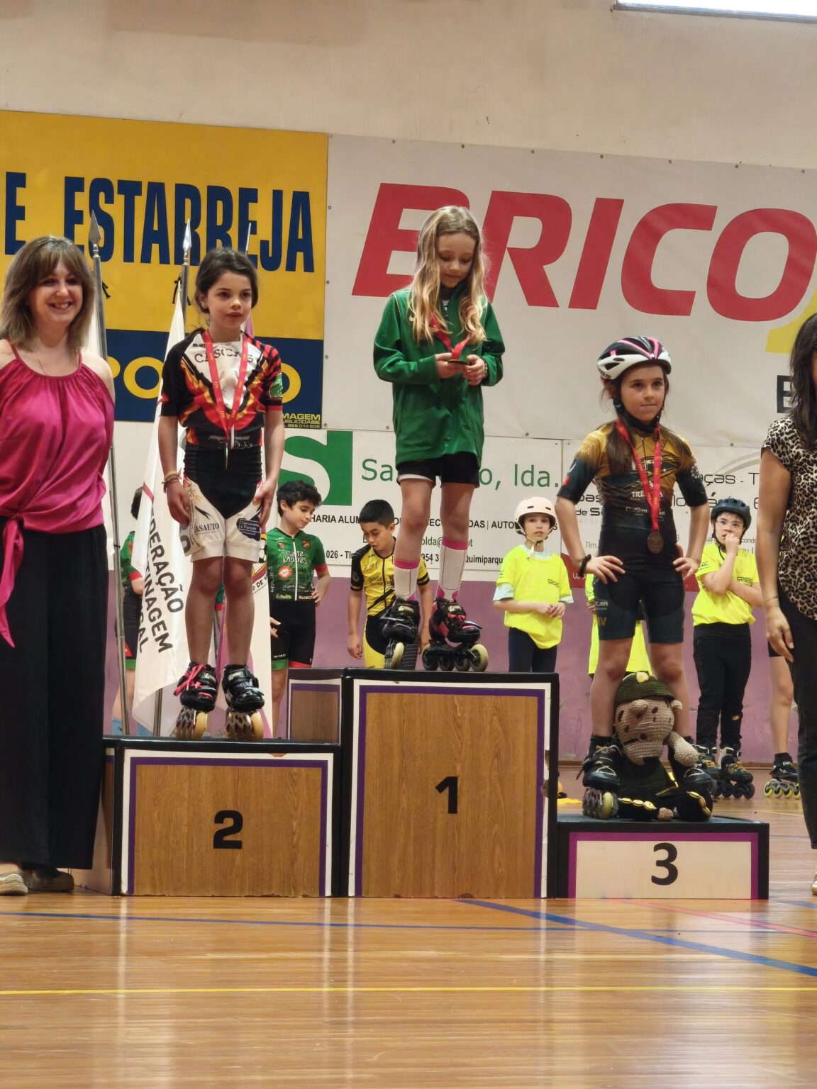 Parede Foot-Ball Clube conquista 5 medalhas no Torneio Neved de ...